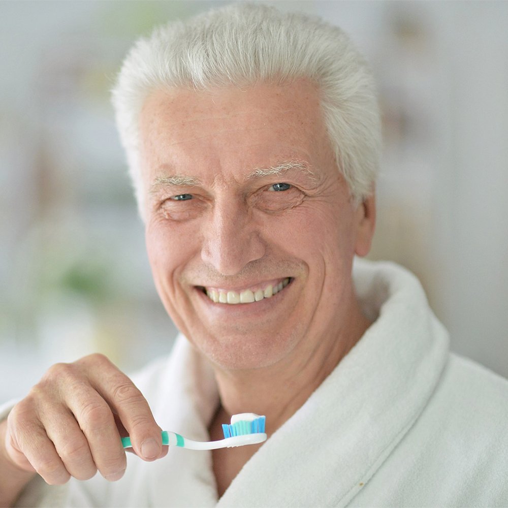 Four tips for maintaining healthy teeth and gums into old age ...